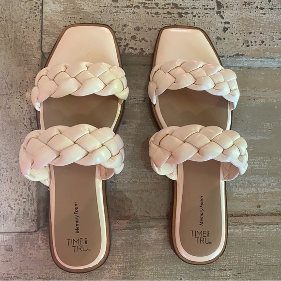 Time and Tru | Shoes | Time And True Off White Braided Sandal Size 9 ...